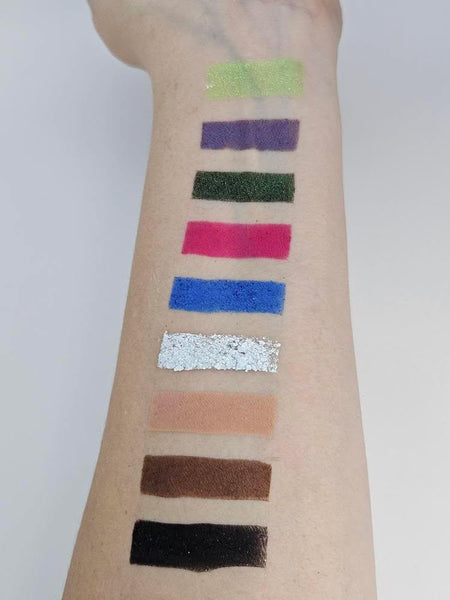 Warrior palette – Drake Cosmetics -->